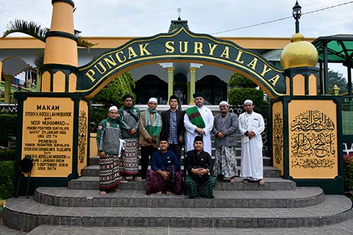 Pondok Pesantren SURYALAYA