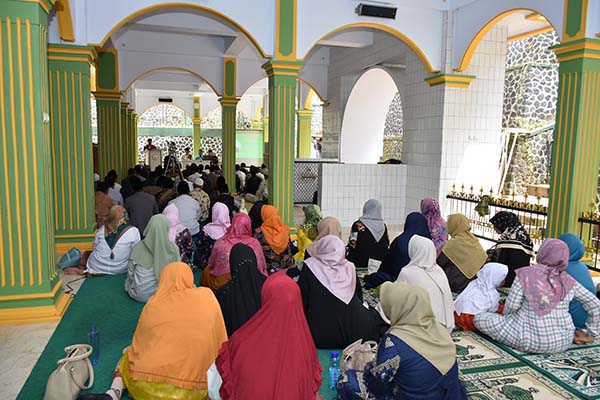 Pondok Pesantren SURYALAYA