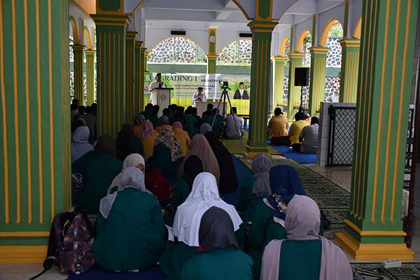Pondok Pesantren SURYALAYA