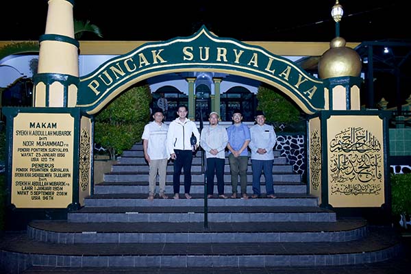 Pondok Pesantren SURYALAYA