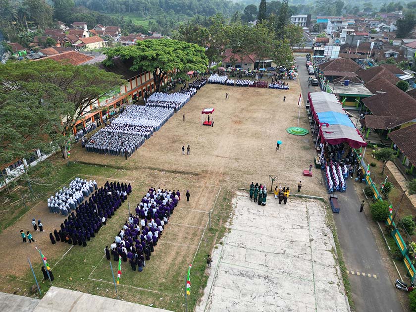 Pondok Pesantren SURYALAYA